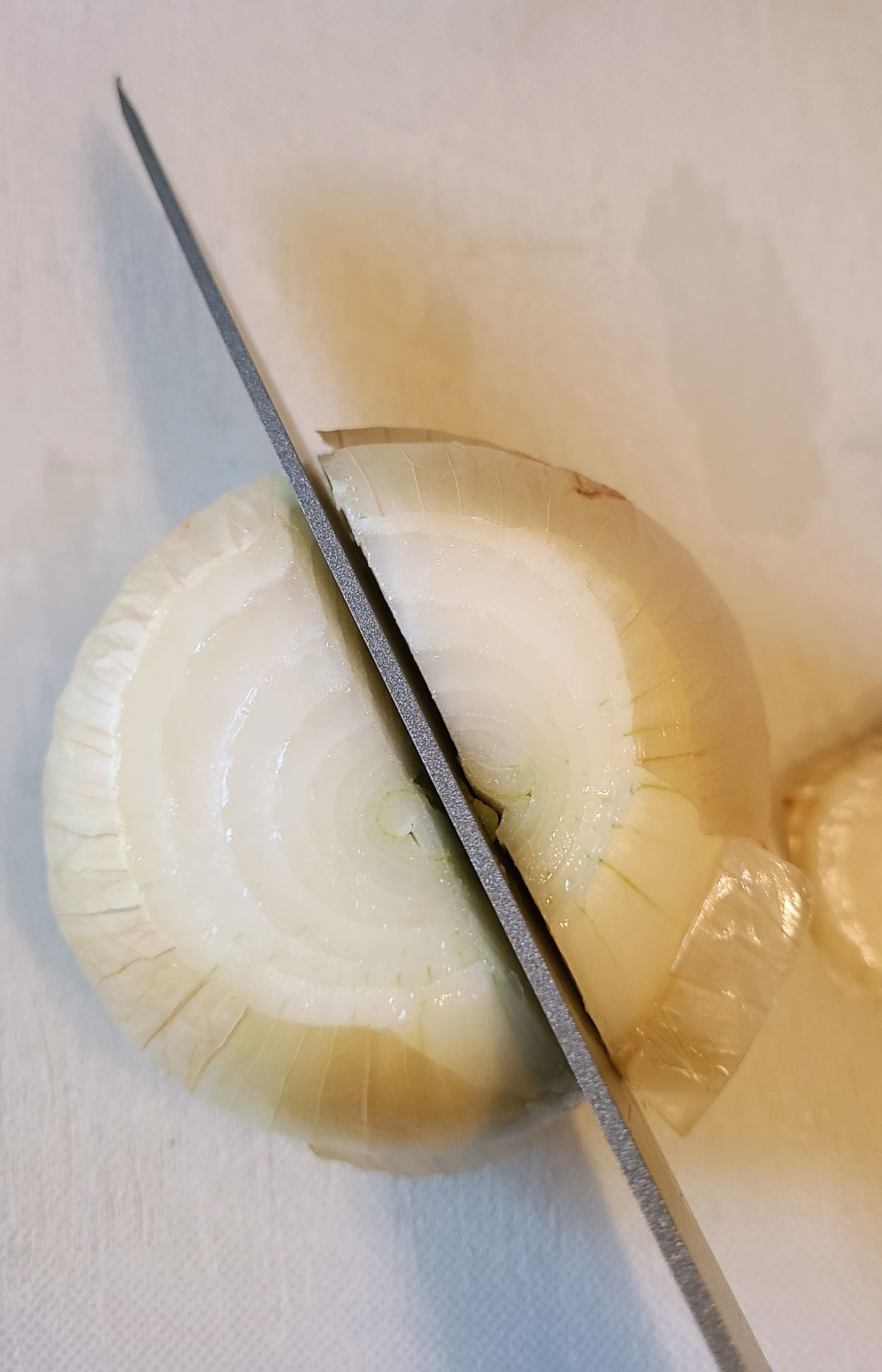 How To Cut Onions And Peppers Into Strips For Fajitas - Inspired Homemaker